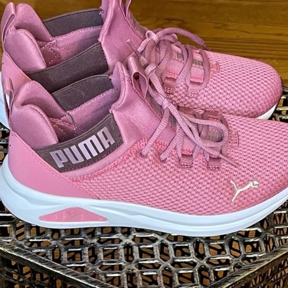 New Puma Women Pink Sneakers - Gem